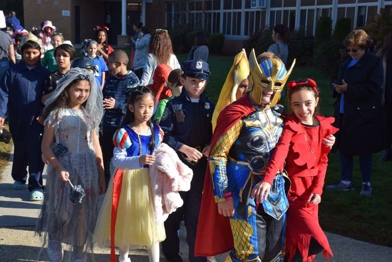 Parkway Elementary School Celebrates Halloween in East Meadow | Parkway ...